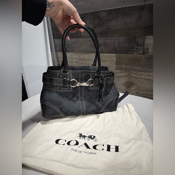 Coach | Bags | Coach Signature Canvas Hampton Bag | Poshmark
